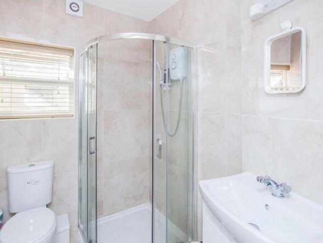 1 bedroom house share for rent in Durham Road, London, E16
