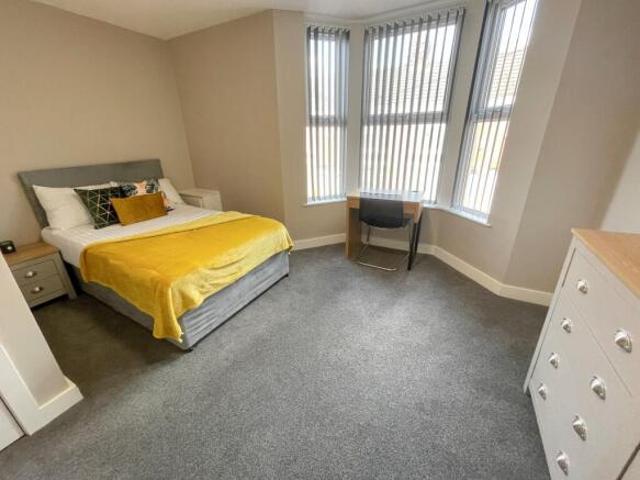 1 bedroom house share for rent in Empress Road, L7 8SF, L7