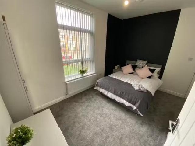 1 bedroom house share for rent in Ensuite 1, Allesley Old Road.