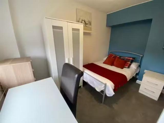 1 bedroom house share for rent in Ensuite 3, The Mount, Cheyle.