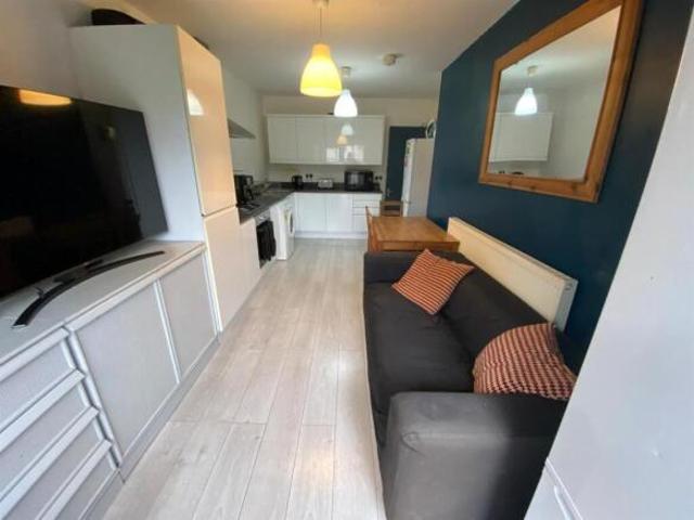 1 bedroom house share for rent in Ensuite 3, The Mount, Cheylesmore, Coventry, CV3 5GR, CV3