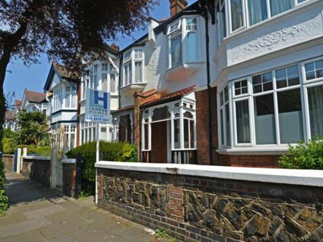 1 Bedroom House Share For Rent In Ealing