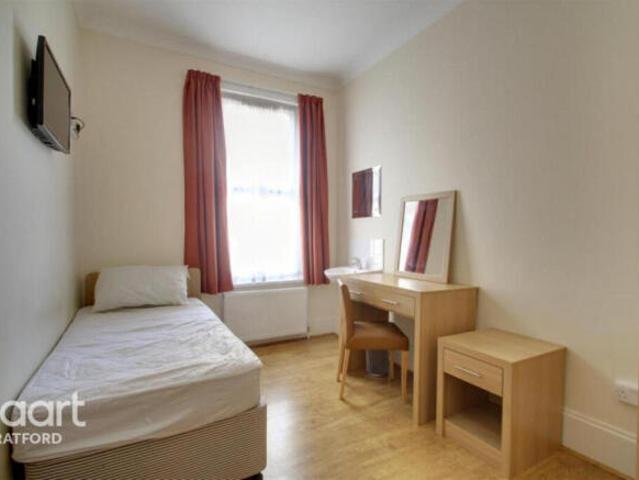 1 bedroom house share for rent in Earlham Grove, Forest Gate, E7