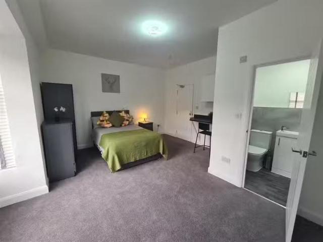 1 bedroom house share for rent in Edgbaston Road, Smethwick, B.