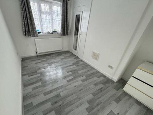 1 Bedroom House Share For Rent In Edgware