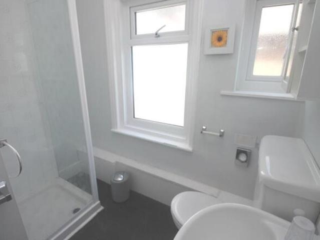 1 bedroom house share for rent in Elms Avenue, Eastbourne, BN21