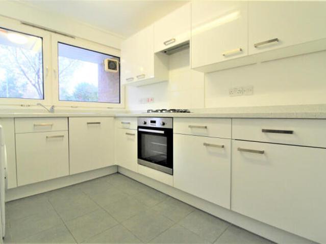 1 bedroom house share for rent in Evenwood Close, Putney, SW15