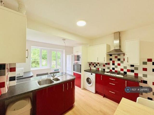 1 bedroom house share for rent in Evesham Walk, Coventry, CV4