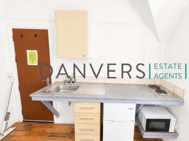 1 bedroom house share for rent in Evington Road, Leicester, LE2