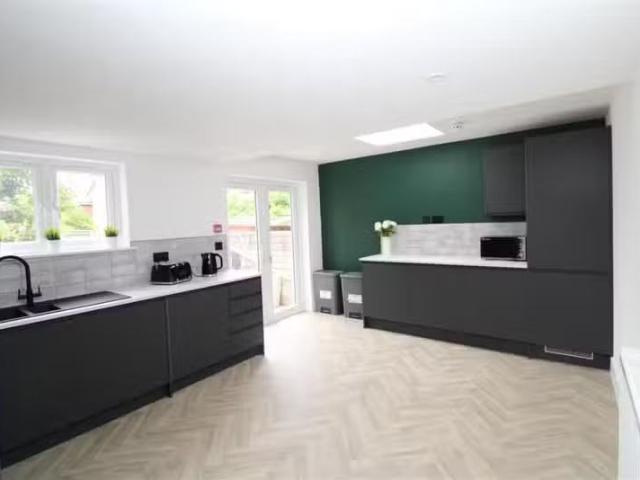 1 bedroom house share for rent in Fore Street, Heavitree, EX1