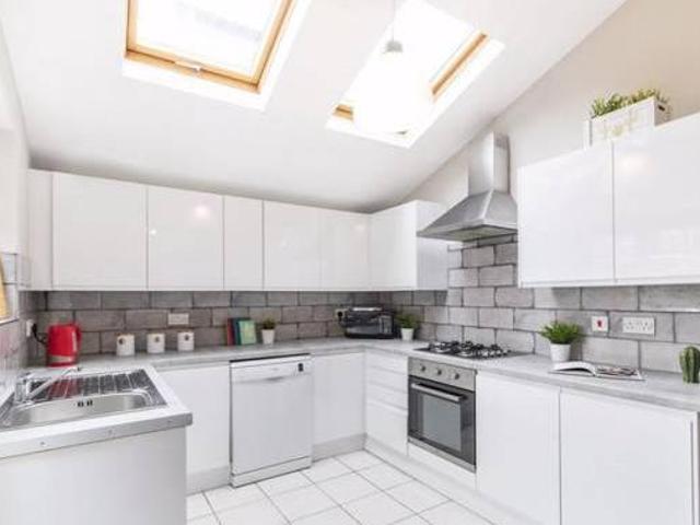 1 bedroom house share for rent in Fortuna Grove Manchester M19