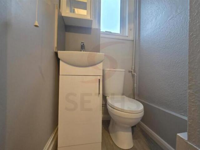 1 bedroom house share for rent in Fosse Road South, Fosse, Leicester, LE3