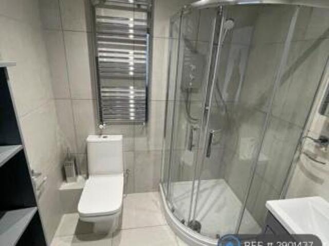 1 bedroom house share for rent in Fir Tree Close, Swindon, SN2