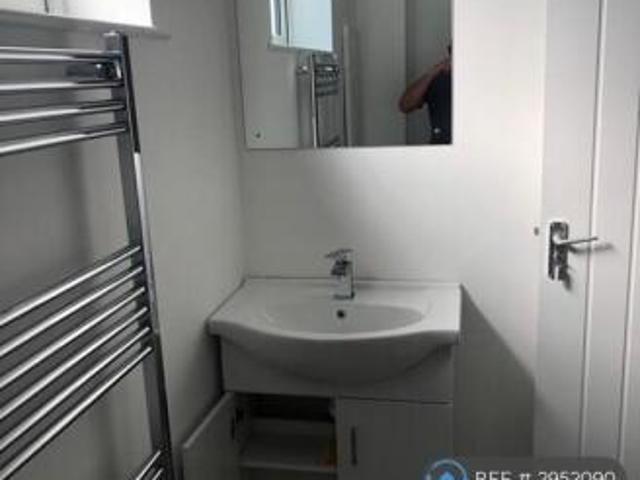 1 bedroom house share for rent in Florence Tr, London, SE14