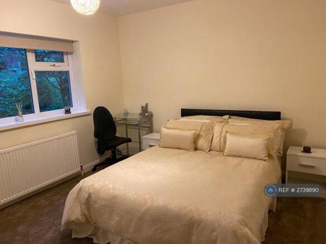 1 bedroom house share for rent in Keighley Road, Bradford, BD9