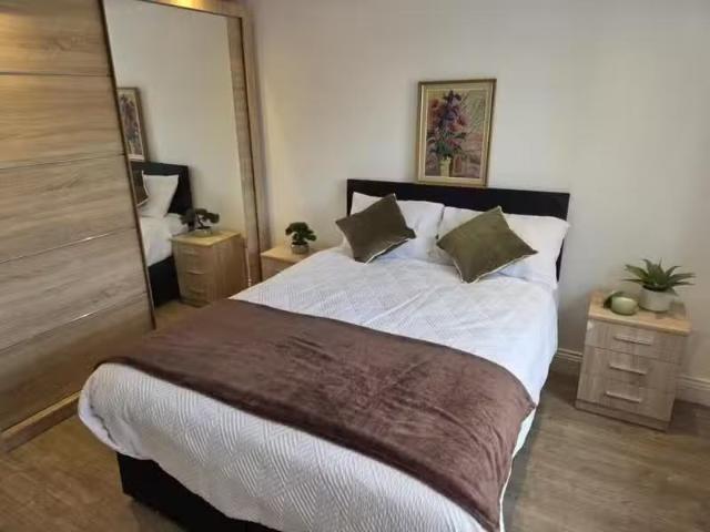 1 bedroom house share for rent in Kenmore Avenue, Harrow, HA3