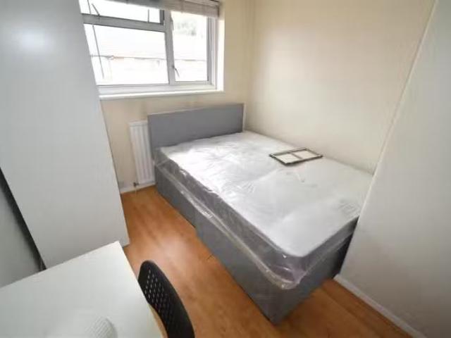 1 bedroom house share for rent in Kirby Road, Room 4, Dartford.
