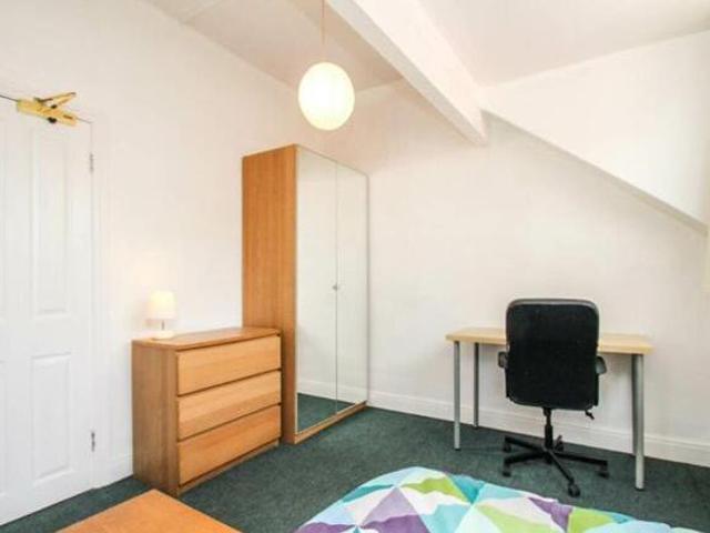 1 Bedroom House Share For Rent In Kirkstall