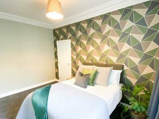1 bedroom house share for rent in Hopwood Street Barnsley S70