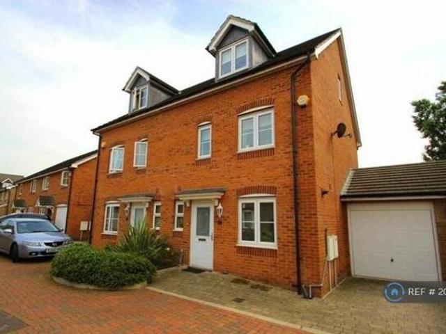 1 Bedroom House Share For Rent In Hayes