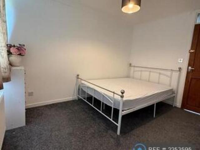 1 bedroom house share for rent in Haywards Croft, Milton Keynes, MK12