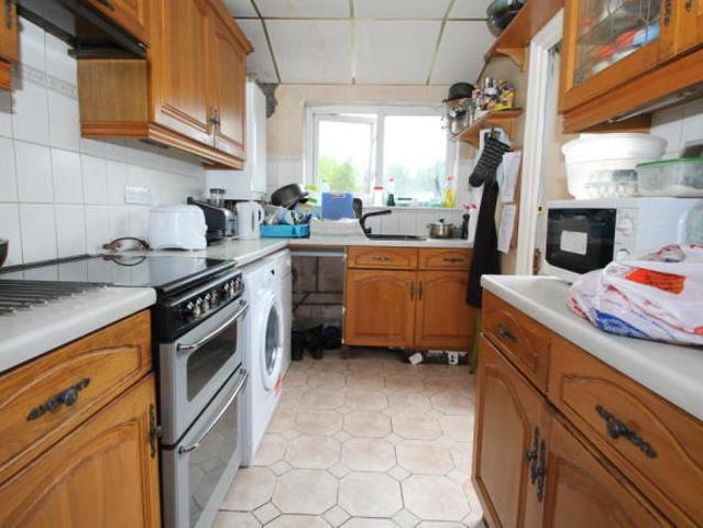 1 bedroom house share for rent in Hazelbank Road, Catford SE6