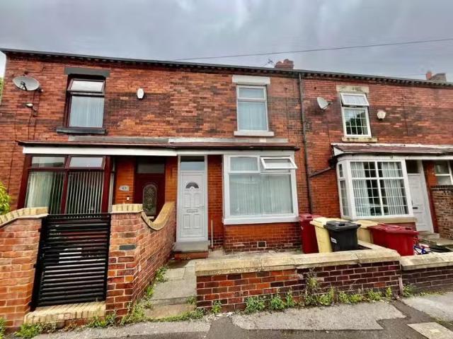 1 bedroom house share for rent in Hall Lane, Farnworth, BL4