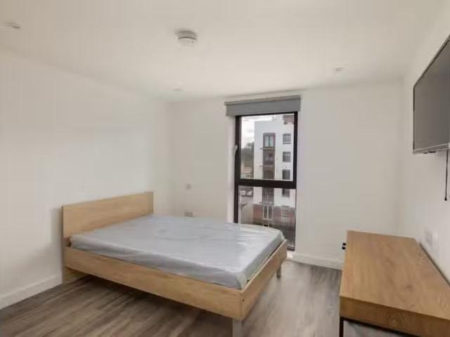 1 bedroom house share for rent in Harding Wharf @ Paintworks.