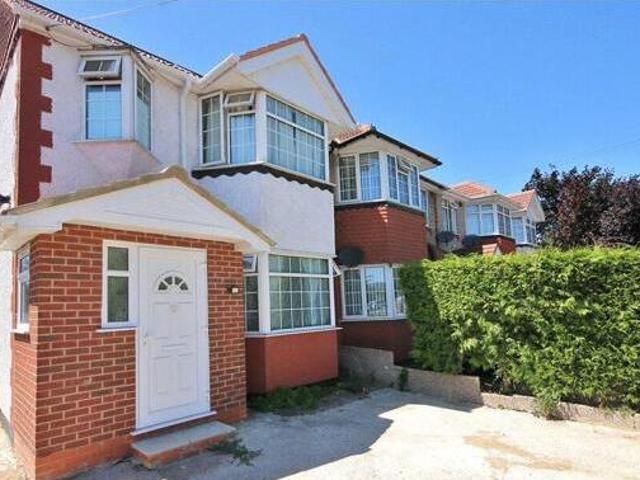 1 Bedroom House Share For Rent In Harlington, Hayes