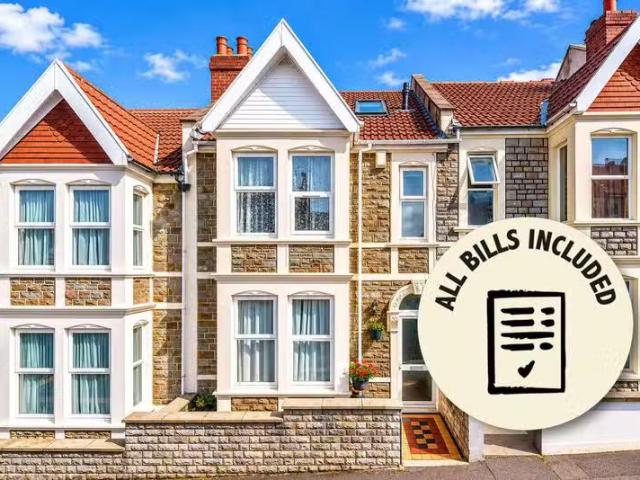 1 bedroom house share for rent in Harrowdene Road, Knowle, BS4