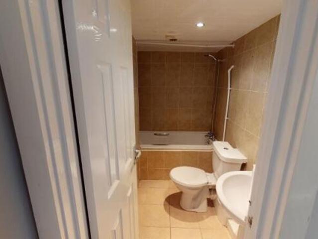 1 bedroom house share for rent in Hartley Grove, Woodhouse, Leeds, LS6