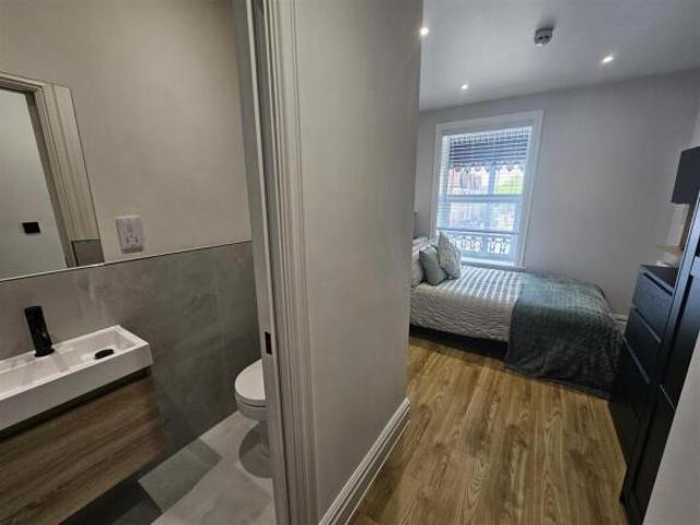 1 bedroom house share for rent in Heygate Avenue, Southend On Sea, SS1