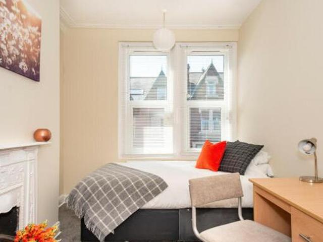 1 Bedroom House Share For Rent In Headingley, Leeds