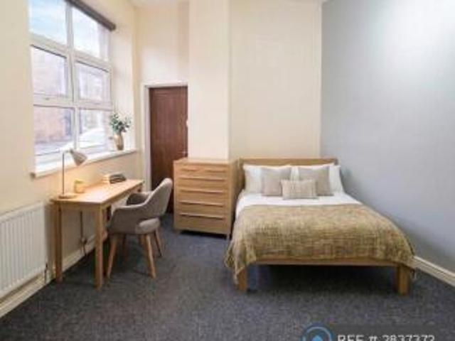 1 bedroom house share for rent in Hebble St, Huddersfield, HD1