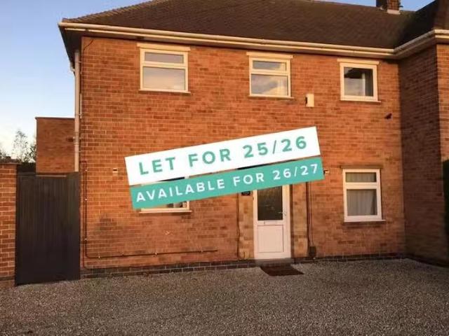 1 bedroom house share for rent in Hermitage Road, Loughborough.