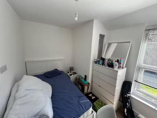 1 bedroom house share for rent in High Wycombe, HP13