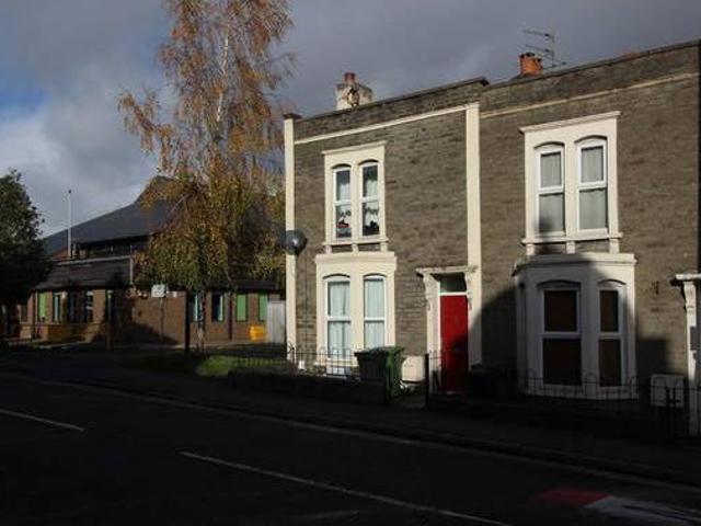 1 bedroom house share for rent in High Street Kingswood BS15