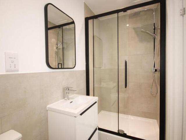 1 bedroom house share for rent in High Street, Sittingbourne, ME10