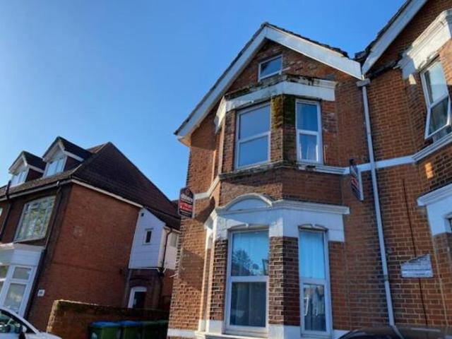 1 bedroom house share for rent in Hill Lane, Southampton, SO15