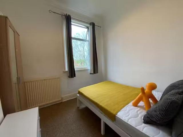 1 bedroom house share for rent in Hughenden Road, High Wycombe.
