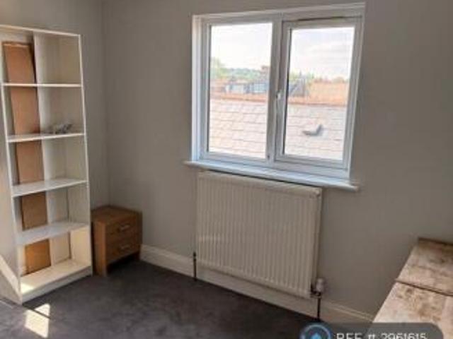 1 bedroom house share for rent in Hurstbourne Road, London, SE23