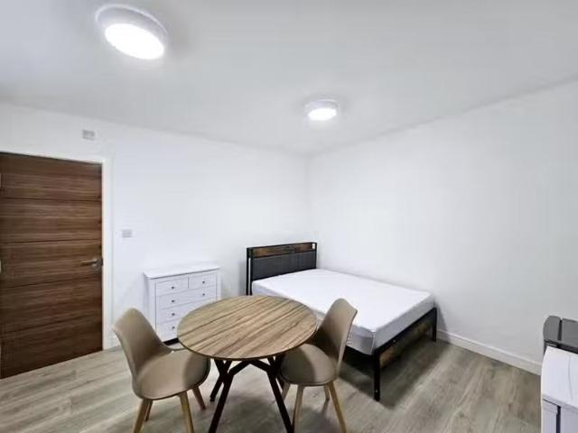 1 bedroom house share for rent in Hythe Street, Dartford, DA1