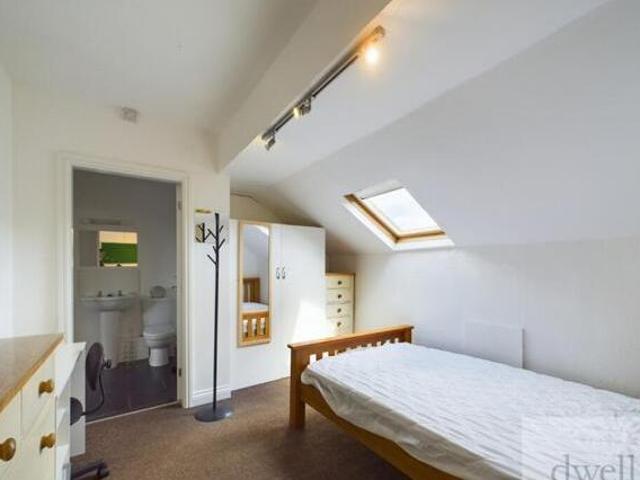 1 Bedroom House Share For Rent In Hyde Park, Leeds