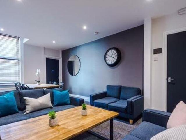 1 Bedroom House Share For Rent In Hyde Park
