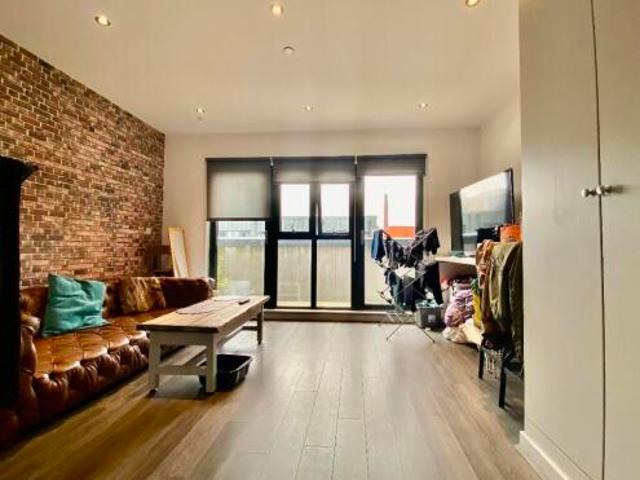 1 bedroom house share for rent in One ensuite bedroom in a 5 bed house share Dun Fields, Sheffield, S3 ALL BILLS INCLUDED!,S3