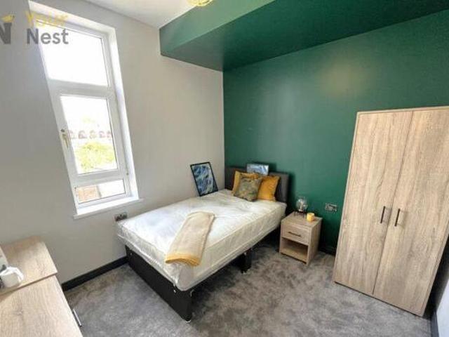1 Bedroom House Share For Rent In Oak House, Leeds