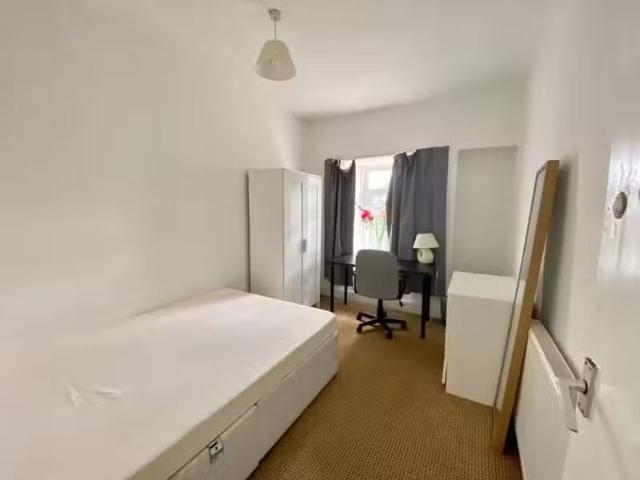 1 bedroom house share for rent in Old Park Terrace, Treforest.