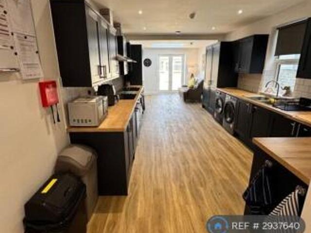 1 bedroom house share for rent in Oriel Road, Portsmouth, PO2