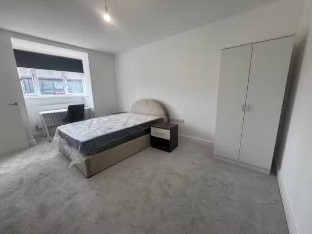 1 bedroom house share for rent in Osbourne Gardens, AYLESBURY.