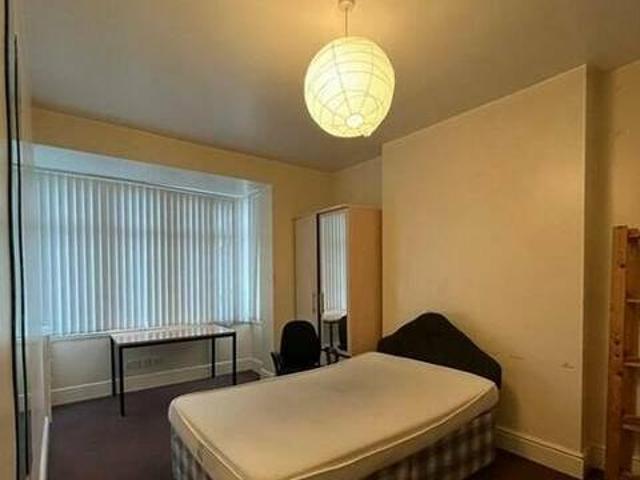 1 bedroom house share for rent in Oval Road Birmingham B24